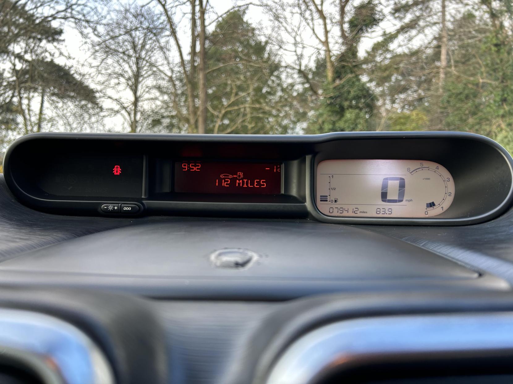 Citroen C3 Picasso 1.6 HDi Exclusive MPV 5dr Diesel Manual Euro 4 (90 ...